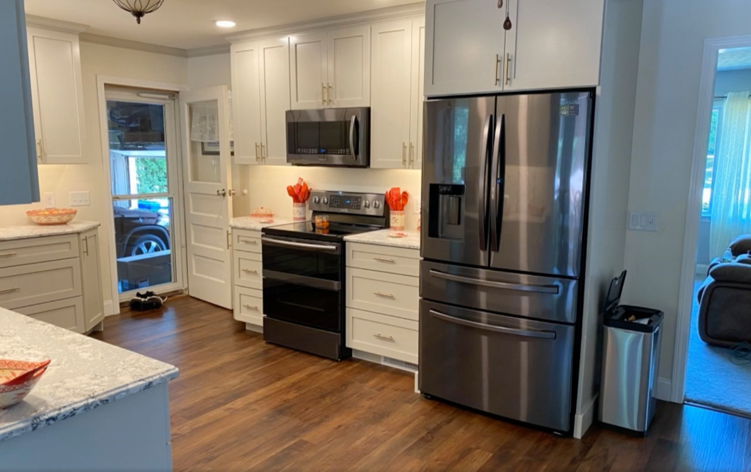 Easy Access Kitchens‏ - Kustom Kabinetry